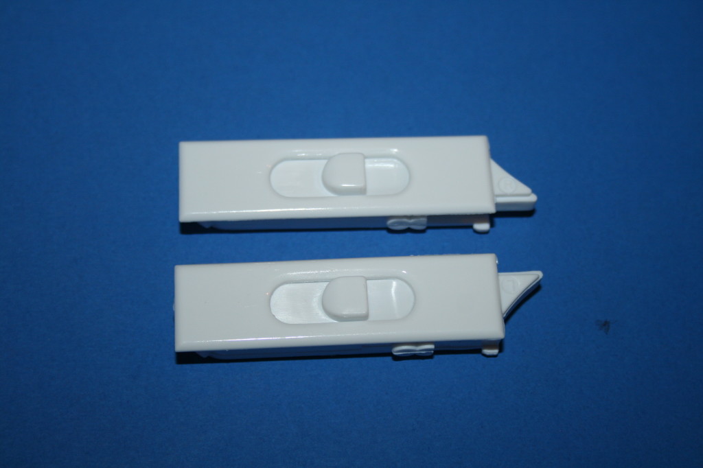 Silverline Tilt Latch 85-932 White Set 2 3/8″ x 11/16″ x 7/16″