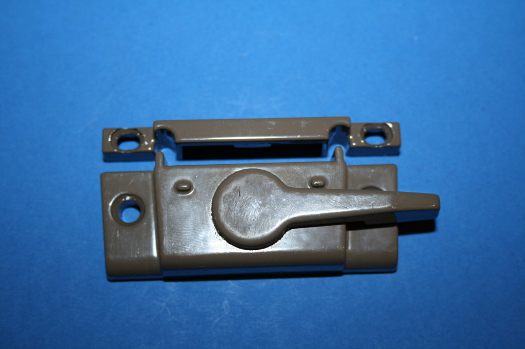 Sweep Lock and Keeper Set 2 1/4″ Mounting Holes 50-827 Zinc Die Cast