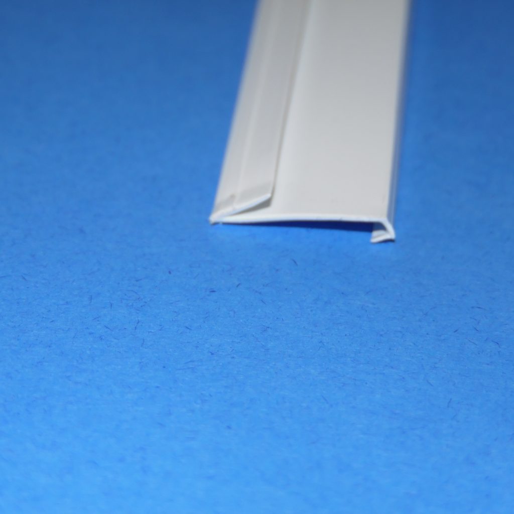 Alenco Snap-In Vinyl Glazing Bead 65-321 White or Black