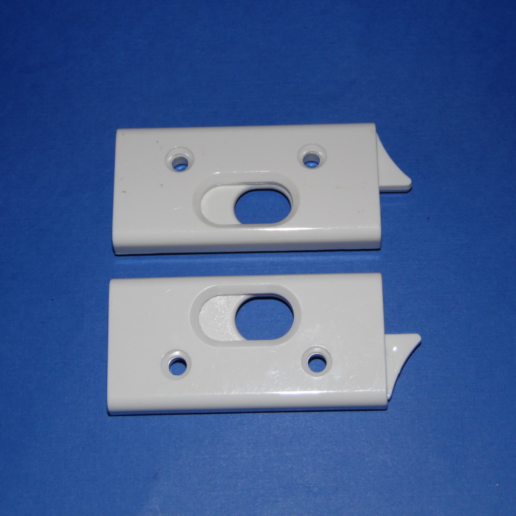 Certainteed Tilt Latch Set 2 7/8″ x 1 7/16″ 900-20311 White