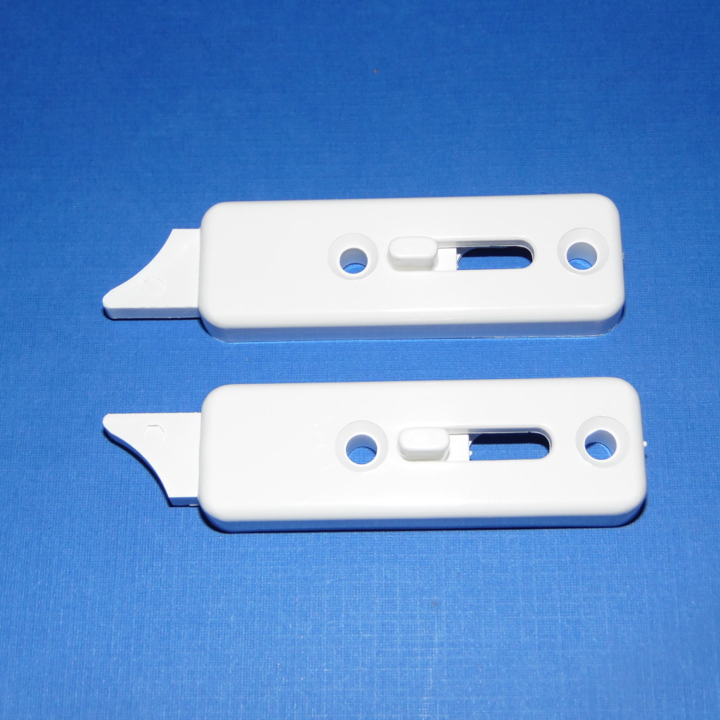 Tilt Latch Set Curved Nose 83-704 White 2 9/16″ x 13/16″