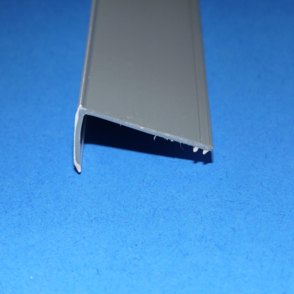 Hurd / Rivco Snap-In Vinyl Glazing Bead 65-183W 5/8″ x 1 1/16″ White